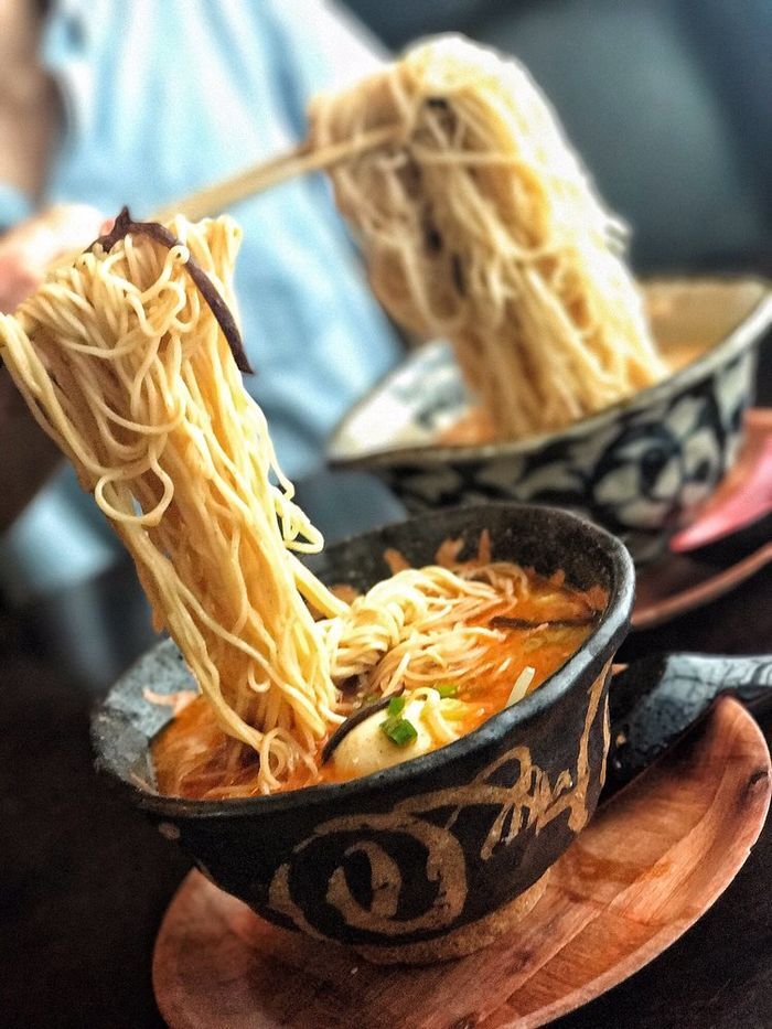 CHOPSTICKS! - BAY AREAS TOP SUSHI AND RAMEN EATERIES